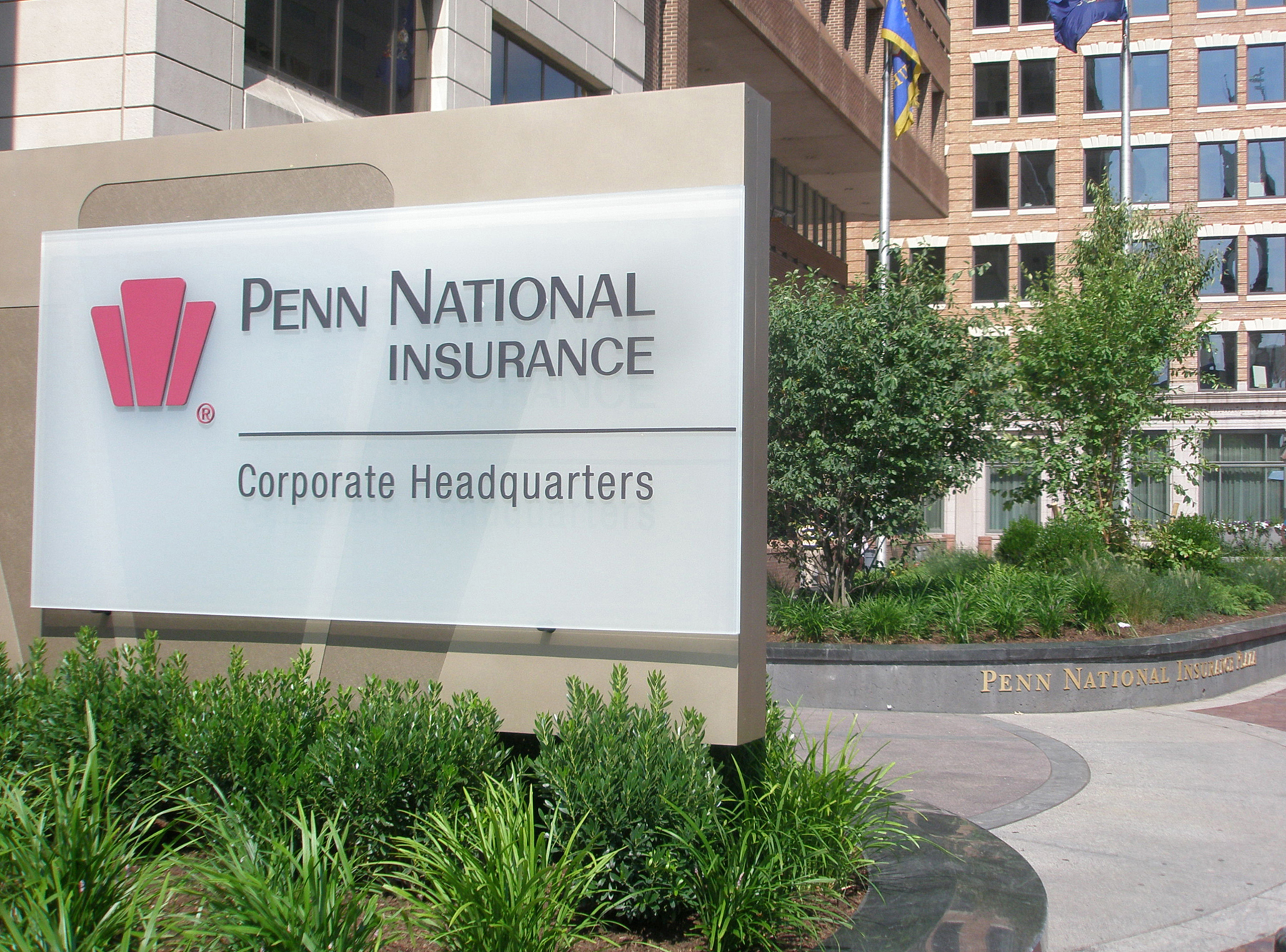 Penn National Insurance Logo